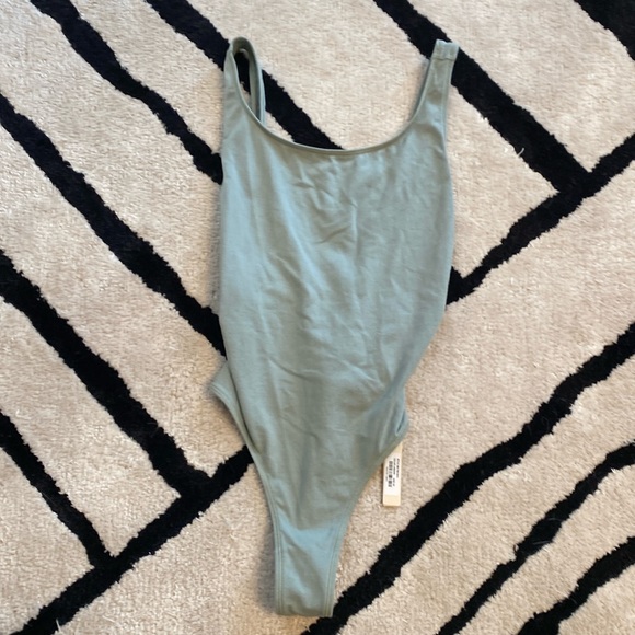 SKIMS | Tops | Nwt Skims Low Back Bodysuit | Poshmark